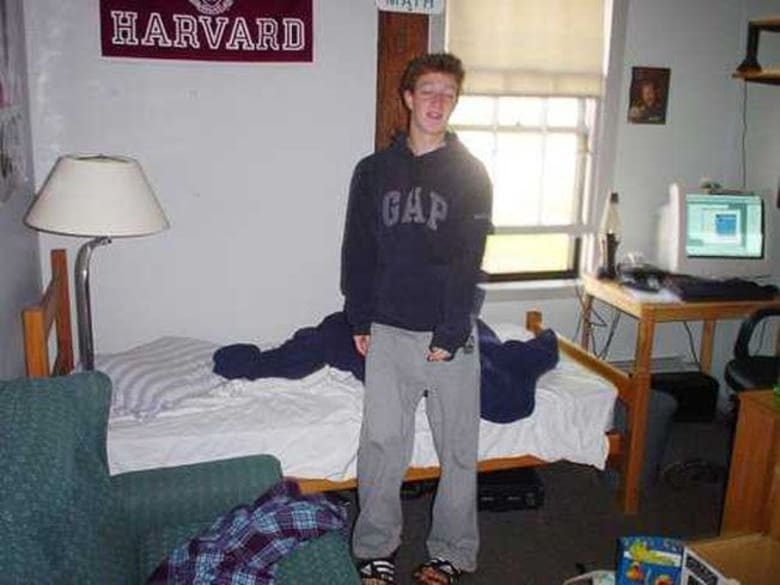 harvard dorm room