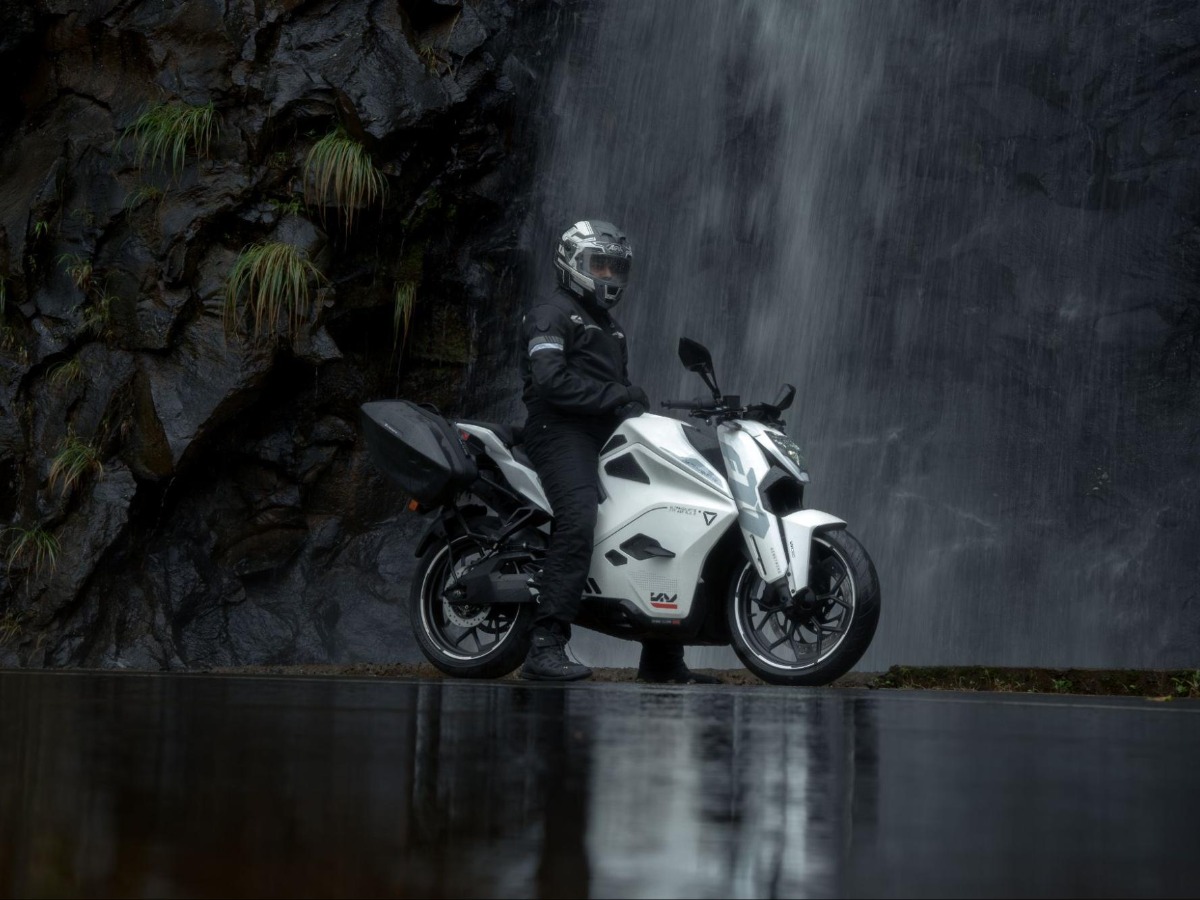 Best GPS & Features for Ultraviolette F77 Adventure Riding